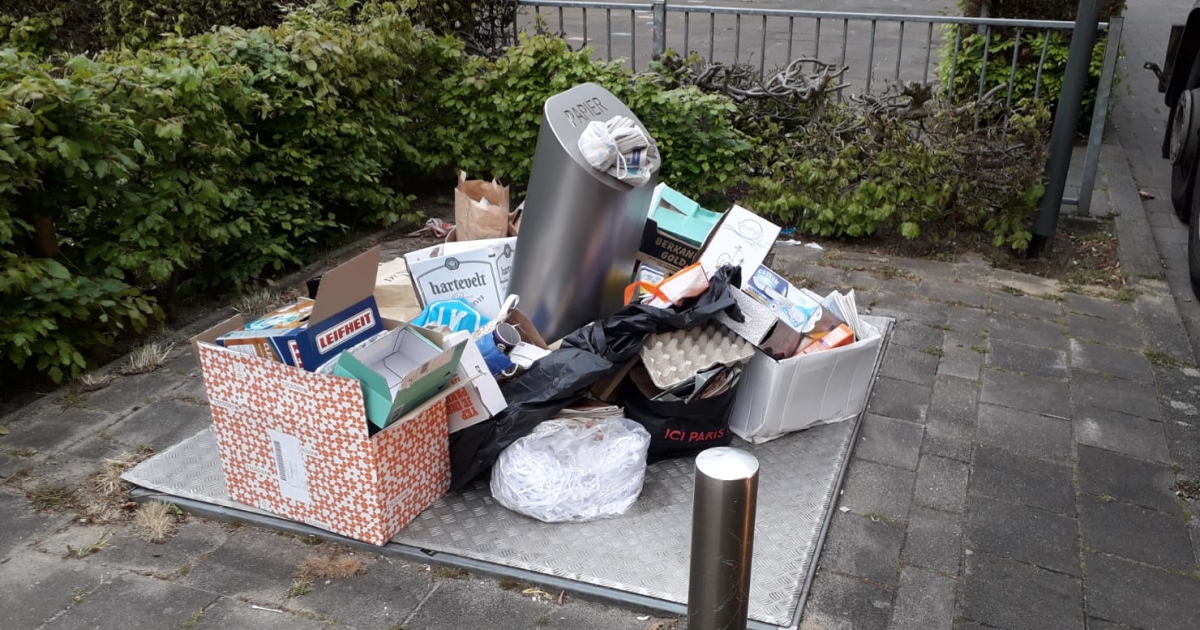 Volle (ondergrondse) papiercontainer? - ACV Groep
